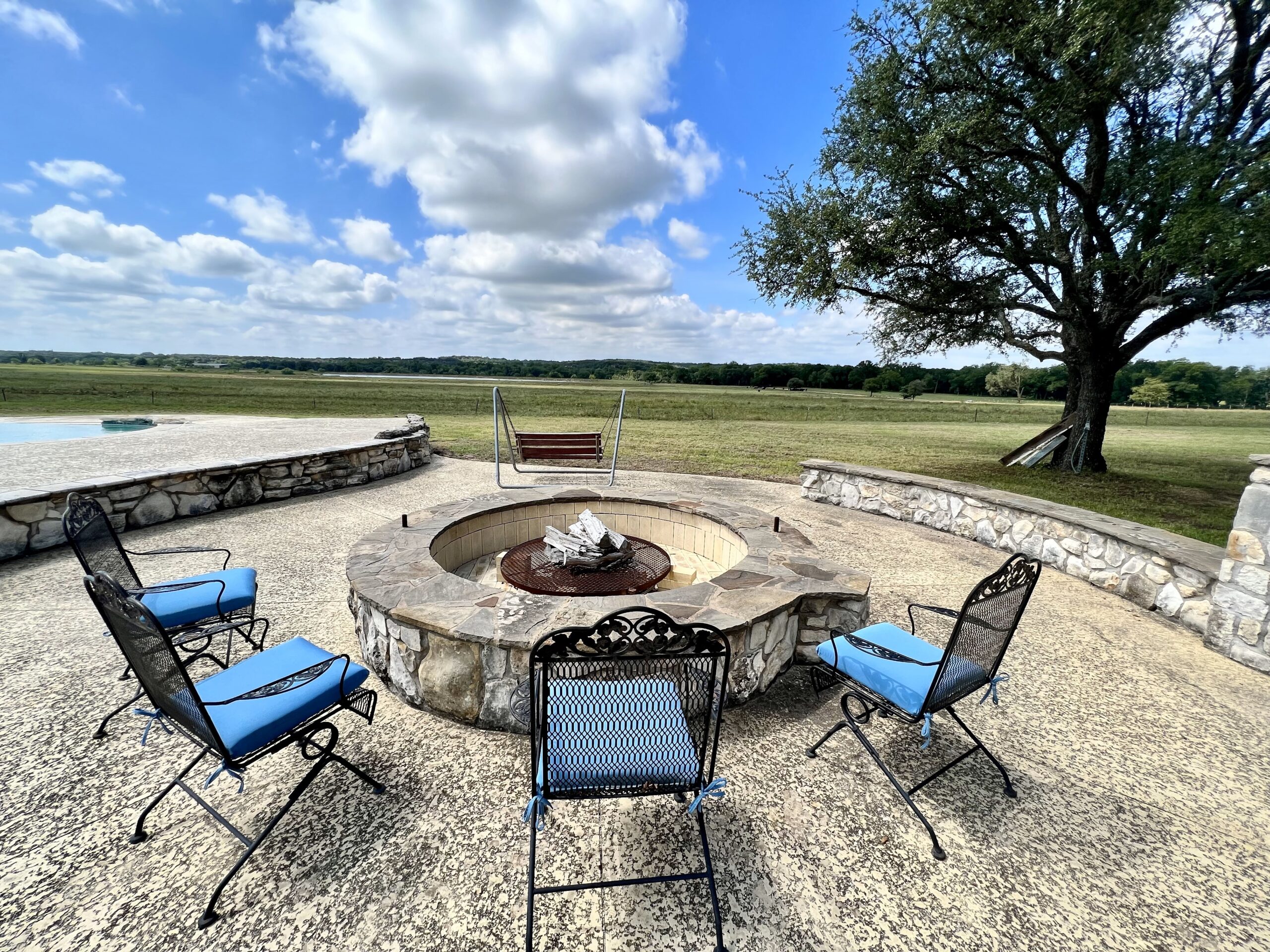 443 Acres San Gabriel River Ranch - Dullnig Ranches