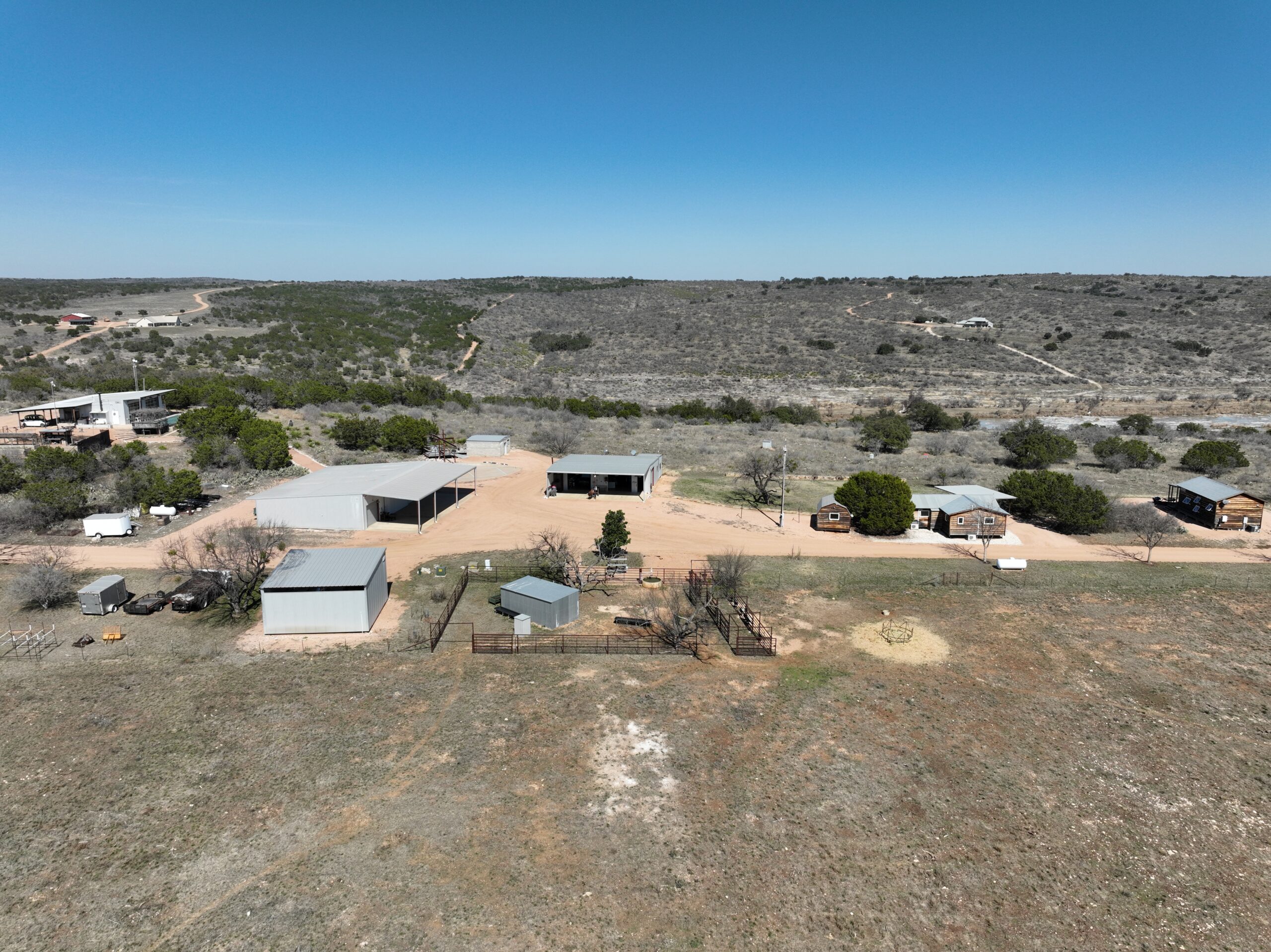 407 Acres Flying MMM Ranch - Dullnig Ranches